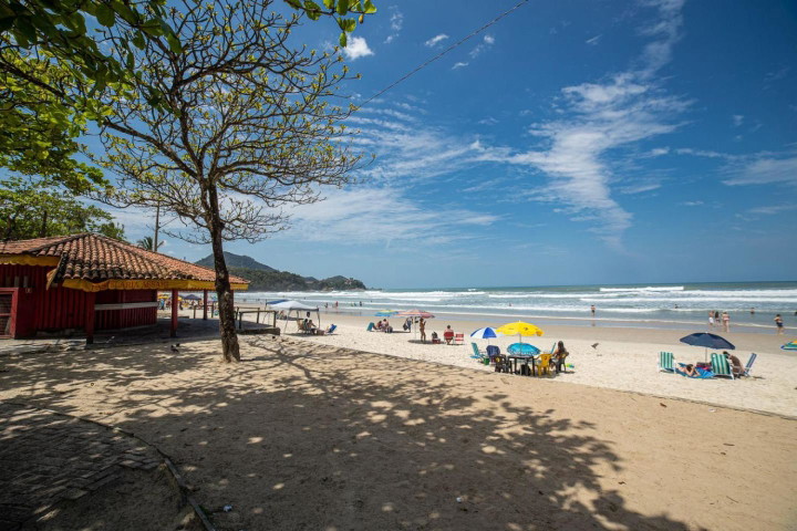 2 Habitaciones |Cochera | Parrilla| 150 M De Playa - Ubatuba