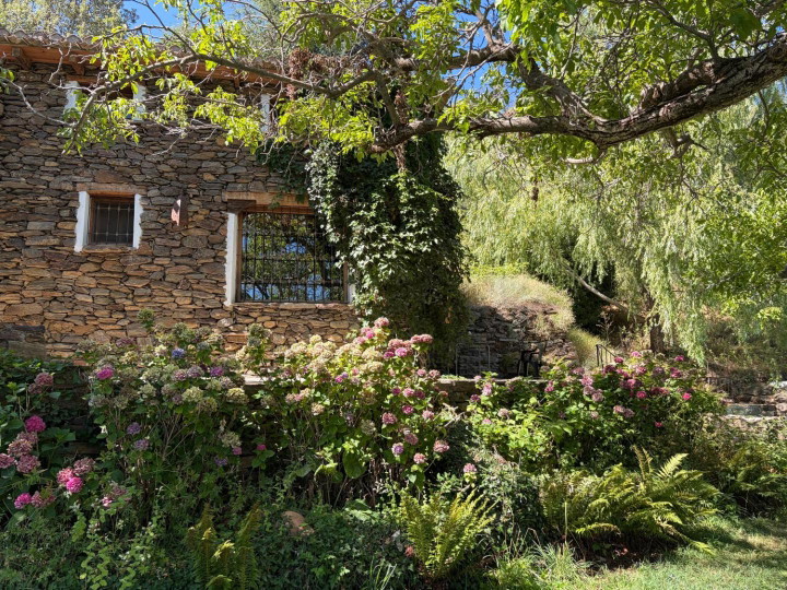 Las Casas Del Nogal - La Casita En Sierra Nevada - Hiszpania