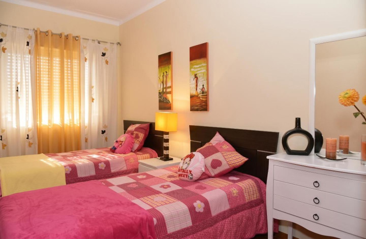 Comfortable Apartment With Lake View In Vila Real - 75m² - Monte Gordo