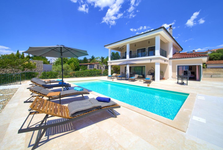 Villa Magnifica With Pool - Alpes
