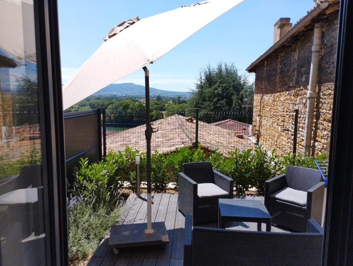 Trévoux: Loft Ravissant Avec Terrasse - Neuville-sur-Saône