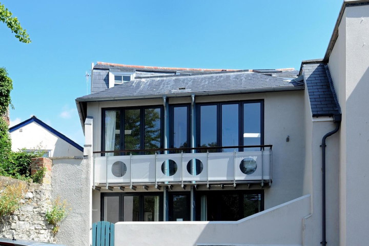 No 2, 26 Broad Street - Lyme Regis