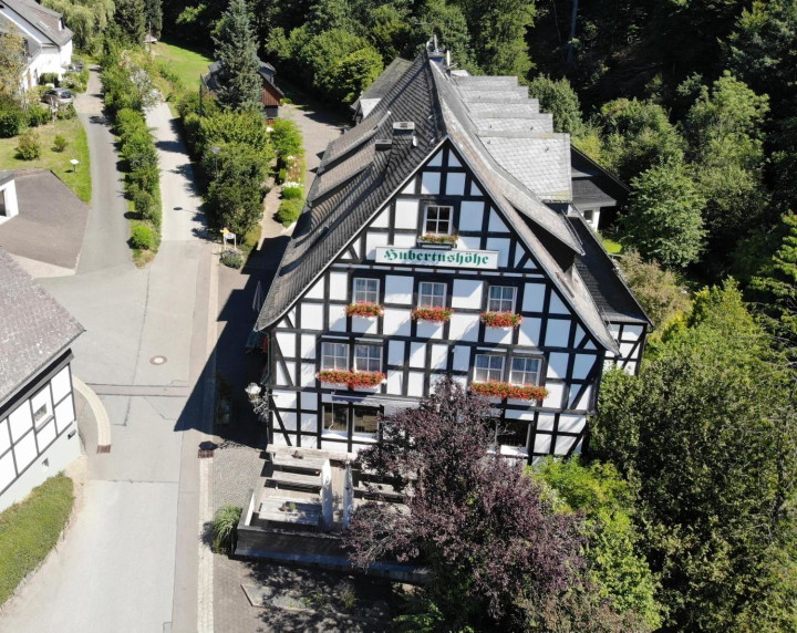 Hotel & Gasthof Hubertushöhe - Ihr Hotel Für Urlaub Mit Hund - Schmallenberg