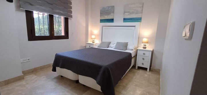 Apartamento De Tres Dormitorios Muy Espacioso Con Jardines Y Piscinas - Costa del Sol