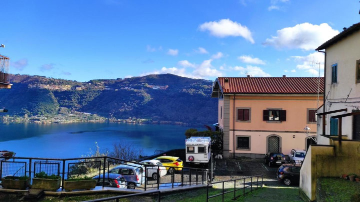 Vivere Il Borgo Sul Lago - Marino