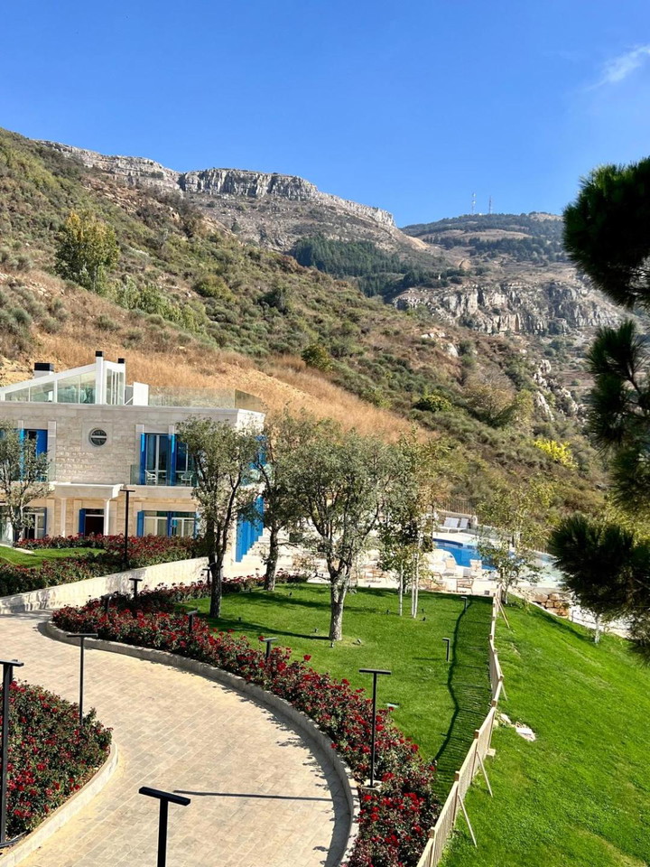 Cherrytales - Lebanon