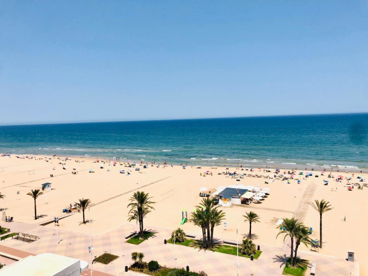 Apartamento Primera Linea Con Vistas Al Mar - Gandía