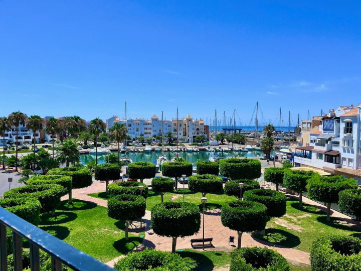 Luminoso áTico En El Puerto De Almerimar - El Ejido