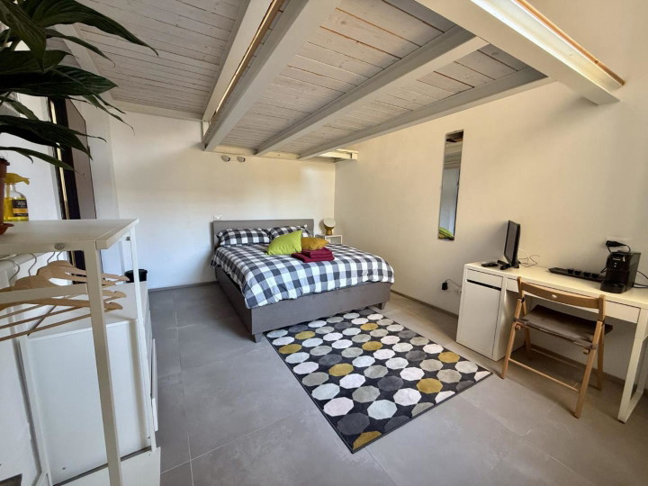 Guglie's Guest House - Livorno