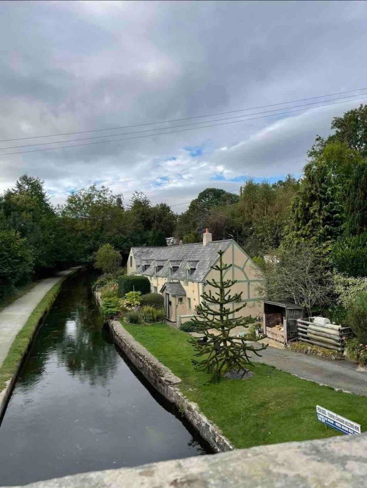 Penddol Cottage & Boathouse - Oswestry