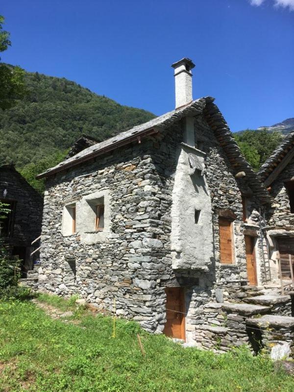 Rustico Ca D'damunt - Kanton Tessin