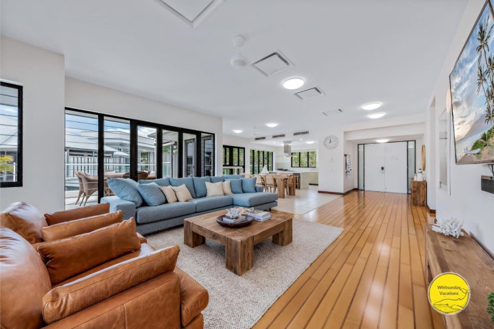 Penthouse Living At The Port Of Airlie - Whitsunday Islands