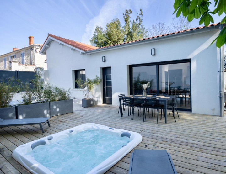 Maison T4 Climatisée Avec Jacuzzi à Lagord - La Rochelle