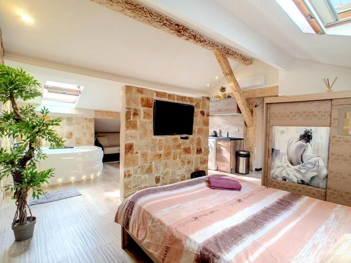 Love Room Jacuzzi Croisette - Roquefort-les-Pins
