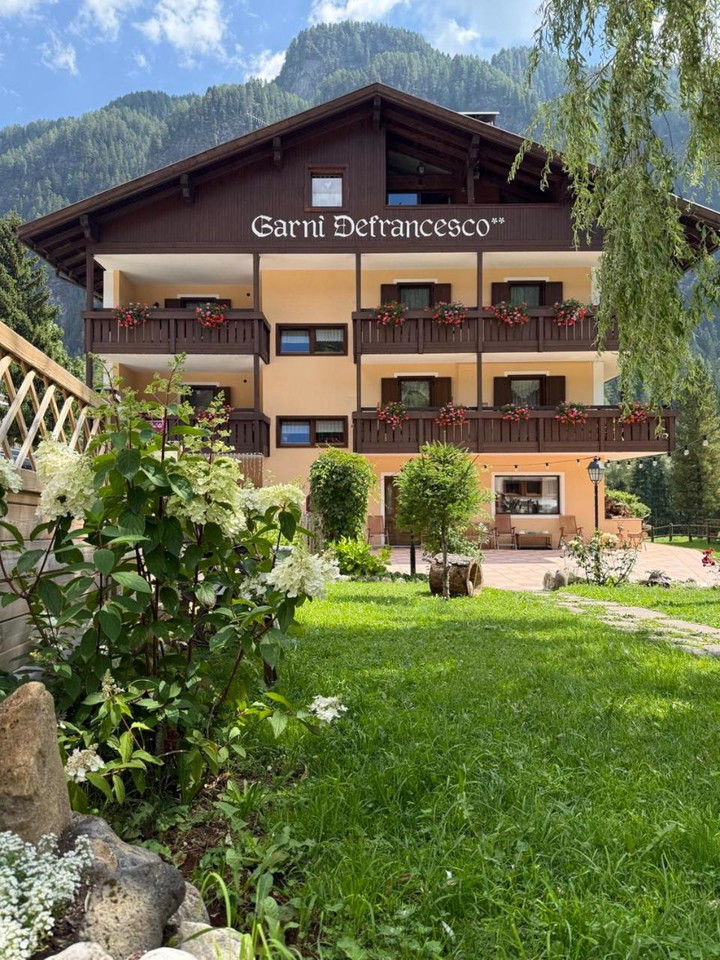 Garnì Defrancesco - Campitello di Fassa