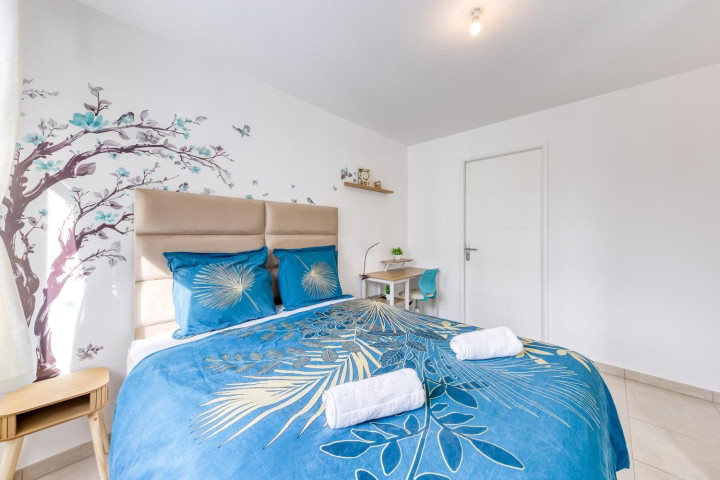 Luxe Neuf - Parking Privé Souterrain Gratuit Avec Borne Electrique - 10mn Paris Rer D - Lit 160x200 - Tout éQuipé - De 1 à 4 Pers - Near Paris Brand New Apart With Secure Parking - Maisons-Alfort