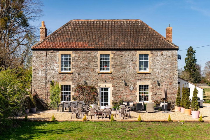 Stunning Property Sleeping 24 With Hot Tub & Pool - Bristol