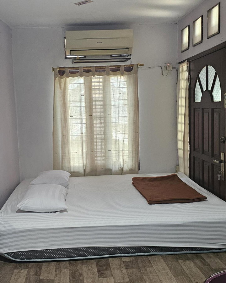 Rambutan Homestay One - Indonesia