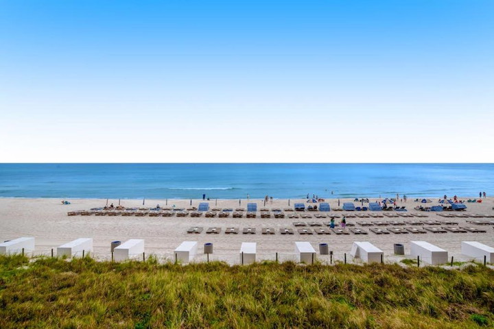 Beachfront Dream With Central Ac Washer Dryer Pools & Hot Tub - Panama City Beach, FL