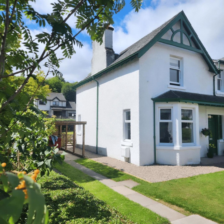 Gorgeous Three Bedroom Home In Birnam-dunkeld - Dunkeld, UK