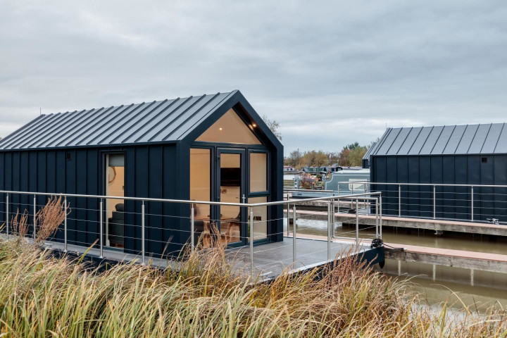 Tattenhall Marina Floating Pods - Tarporley