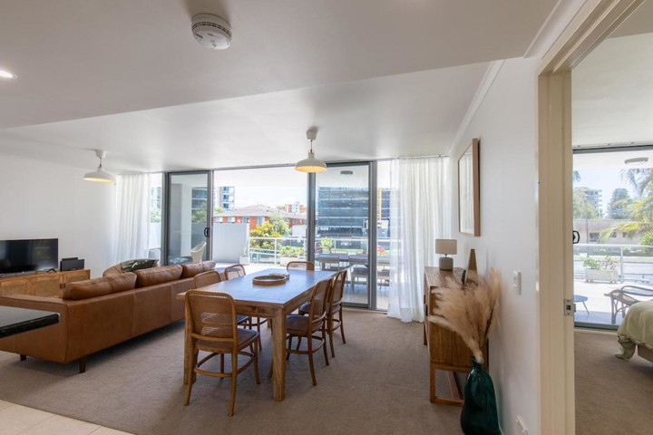 'Sage' At The Crest - Spacious Ground Floor Apartment - Forster
