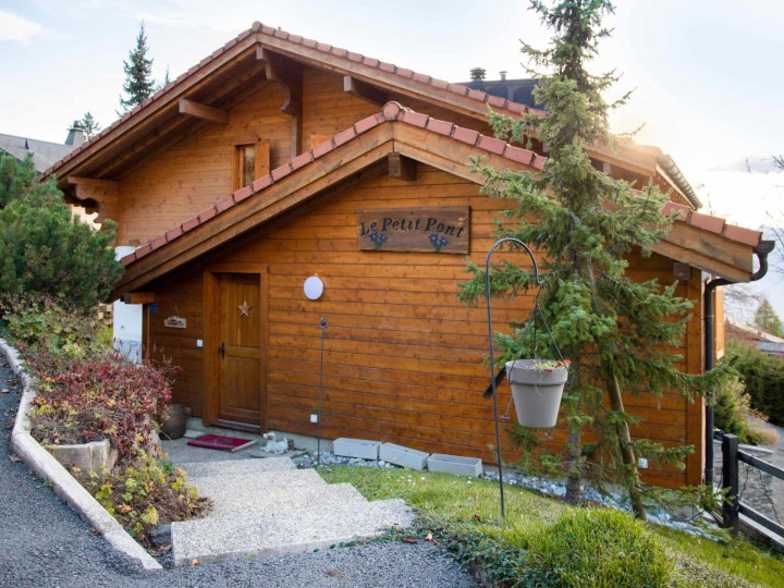 Chalet Chalet Petit Pont By Interhome - Leysin