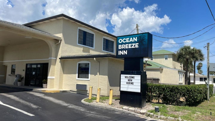 Ocean Breeze Inn - St. Augustine Beach, FL
