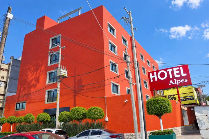 Hotel Alpes - Benito Juárez