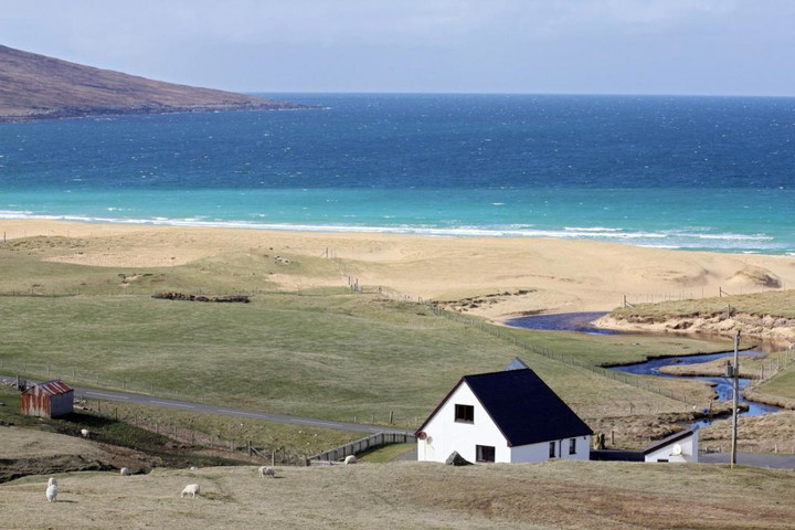 Otter Cottage - Harris