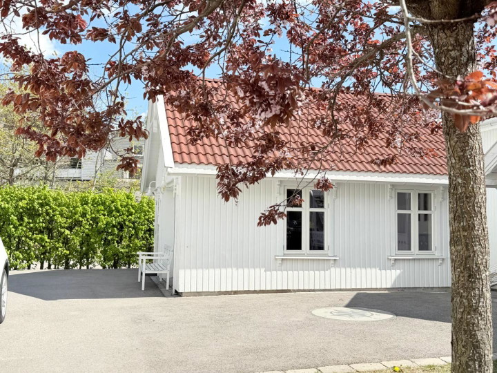 Private Guesthouse In Sandefjord - Parking, Ev Outlet - Norway