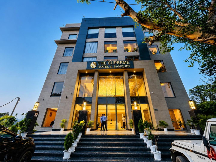 The Supreme Hotel And Banquet - Gaya