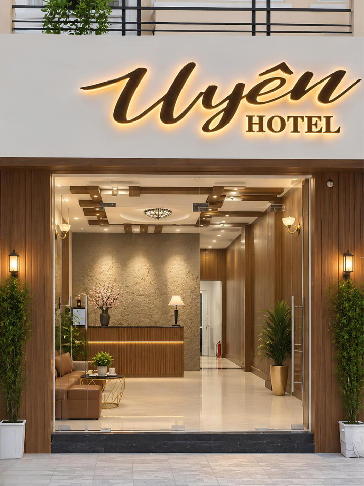 Uyên Riverside Hotel Bạc Liêu - Bạc Liêu