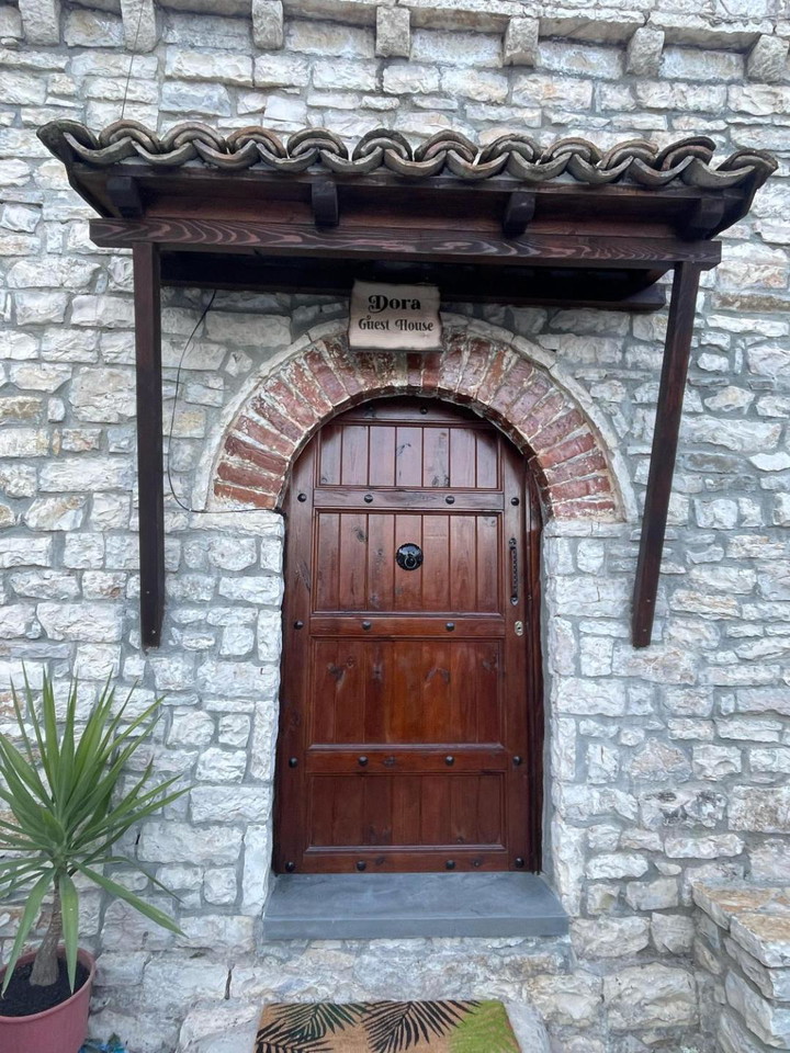 Dora Guest House - District de Berat