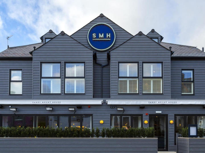 Sandy Mount House - アングルシー島