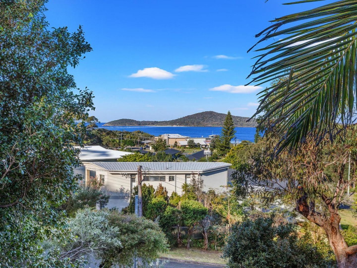Island View Large Family Home Pool Wi Fi And Sweeping Views Of Fingal - Port Stephens