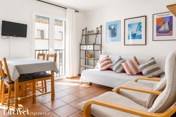 Casa Llúcia- 3' Playa I Planta Baja I Céntrico I Equipado I Brava Experience - Cadaqués