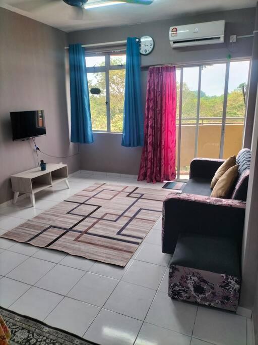 Milia Homestay Pd Perdana Condo - Port Dickson