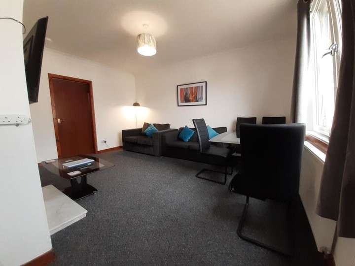 Carvetii - Kayleigh House - 2 Bedroom, 1st Floor Flat - Linlithgow