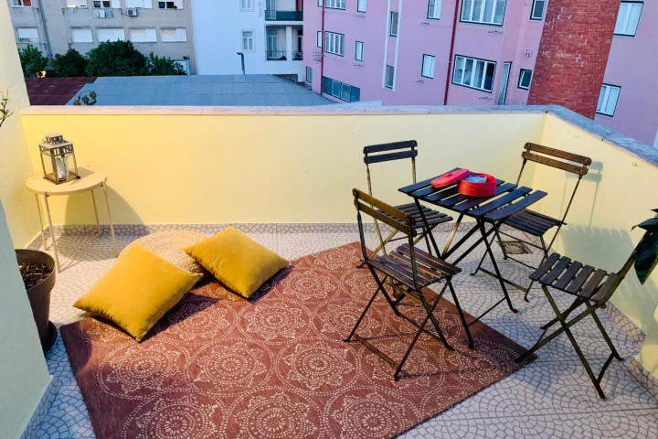 Jolly Jolie W Terrace - Lizbona