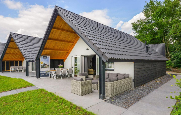 Stunning Home In Kerkdriel With Wifi - Zaltbommel