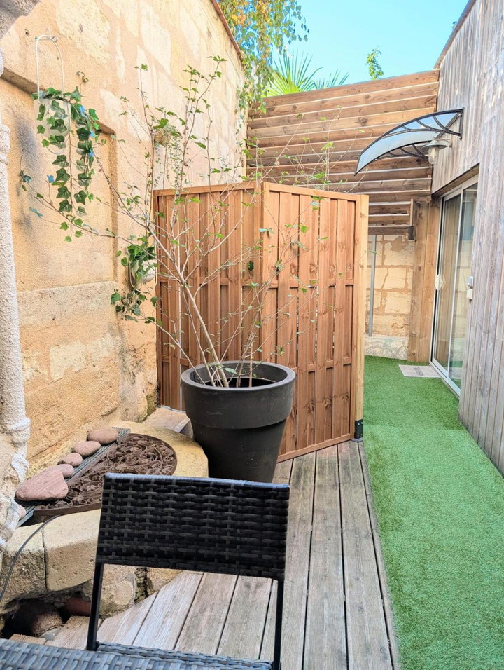 Grand Studio Avec Terrasse Au Jardin Public - Gradignan