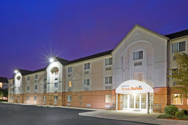 Sonesta Simply Suites Somerset - Edison, NJ