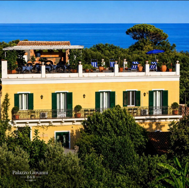 Palazzo Giovanni Bed And Breakfast - Milo