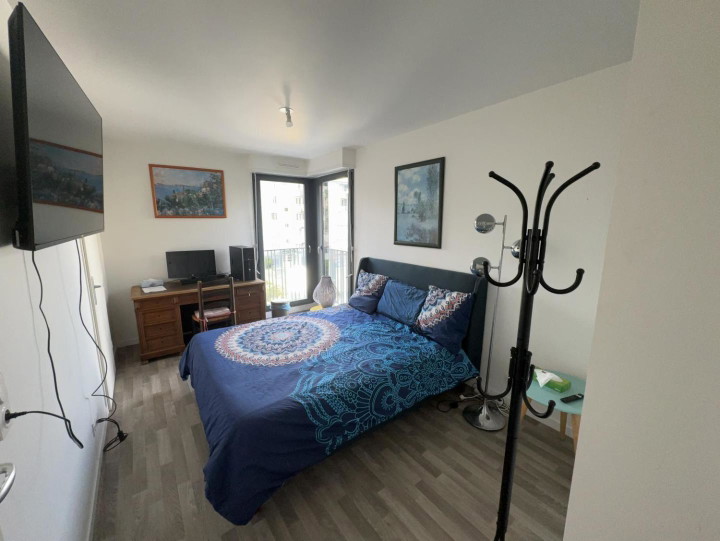 Grande Chambre 14 M2 Avec Salle De Bain Privative à Nanterre Préfecture Proche La Défense Aréna Campus Sncf Et Paris - Versailles
