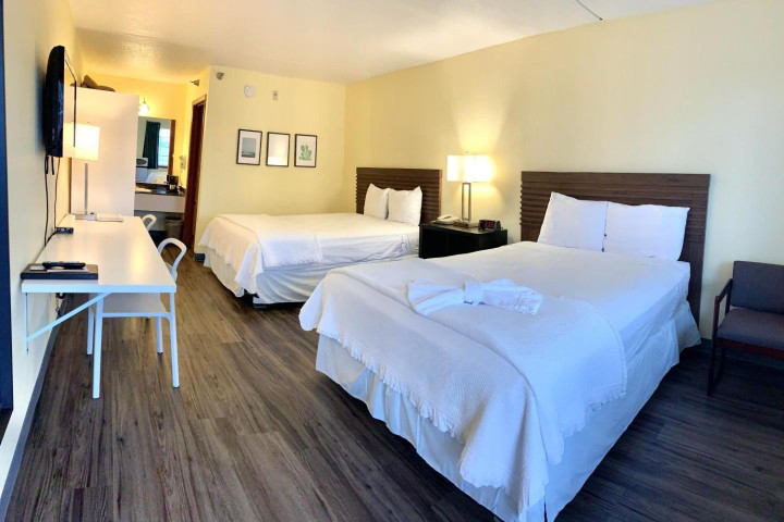 Seven Gables Inn - Ridgedale