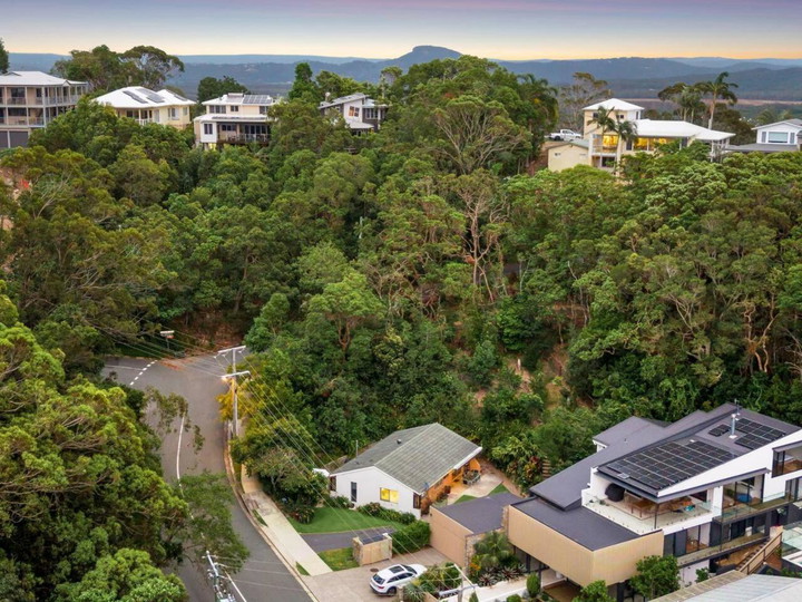 Lucis Beach Retreat - Coolum Beach