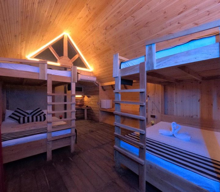 Gisban Wood Cabana & Hostel - Sri Lanka