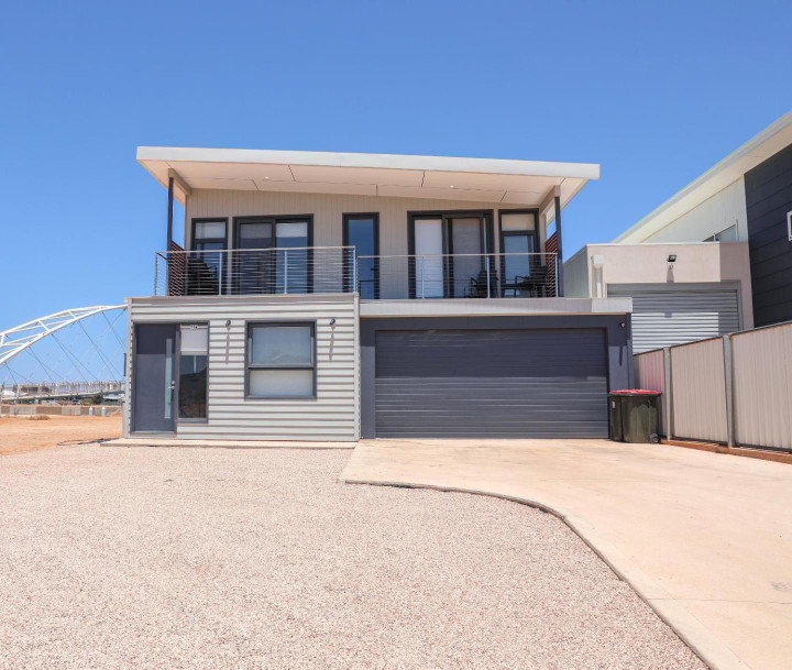 Exmouth Marina Escape - Exmouth