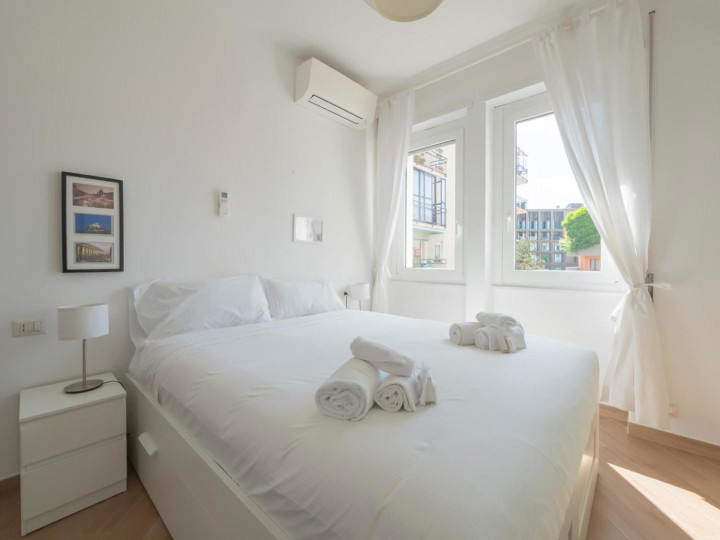 Homelovers Simple Quite Flat Sarpi Sempione Mm5 Gerusalemme - Milan
